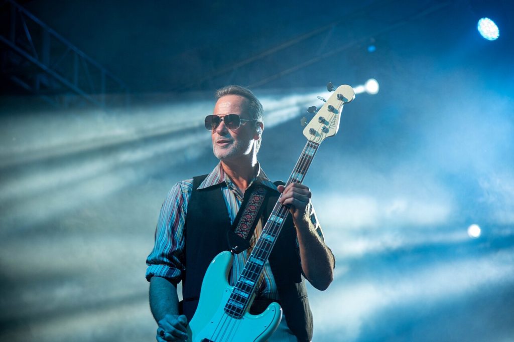 Robert DeLeo: Stone Temple Pilots Then And Now - Classic Rock Artists